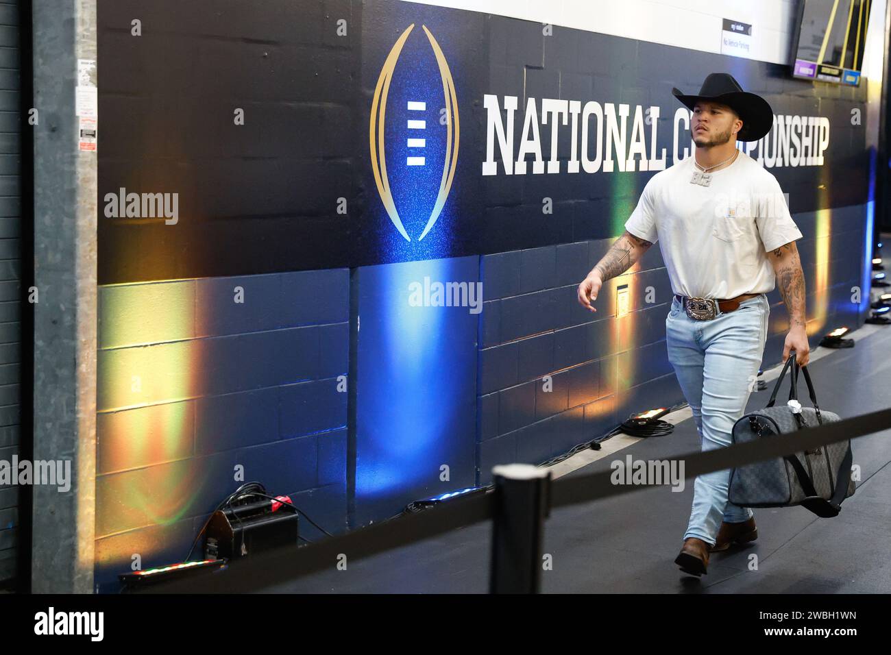 Houston, TX, USA. 8th Jan, 2024. Michigan Wolverines running back Blake ...