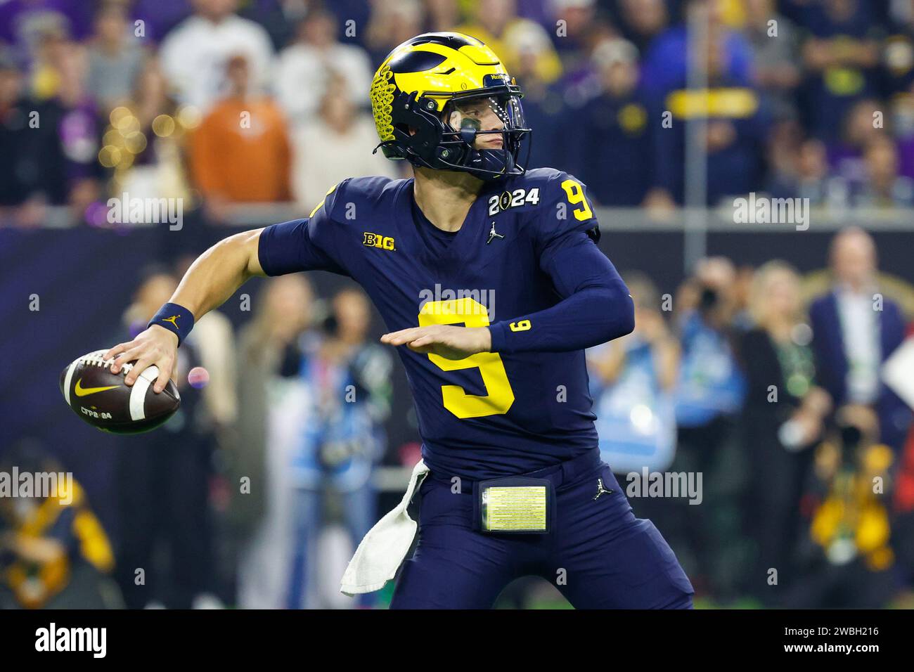 January 8, 2024: Michigan Wolverines quarterback J.J. McCarthy (9) passing the ball during the ...
