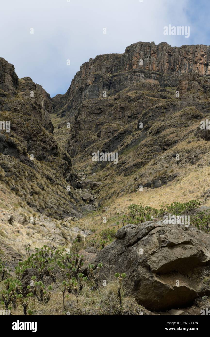 Erosion valley, rock strata formations from Gondwana land break up ...