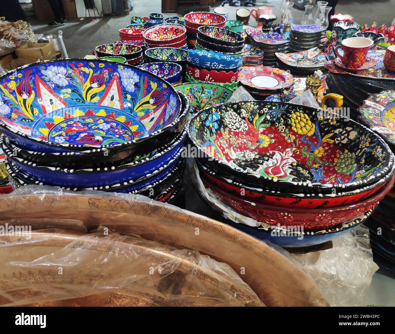 Decorative plate plates handmade hi-res stock photography and images ...