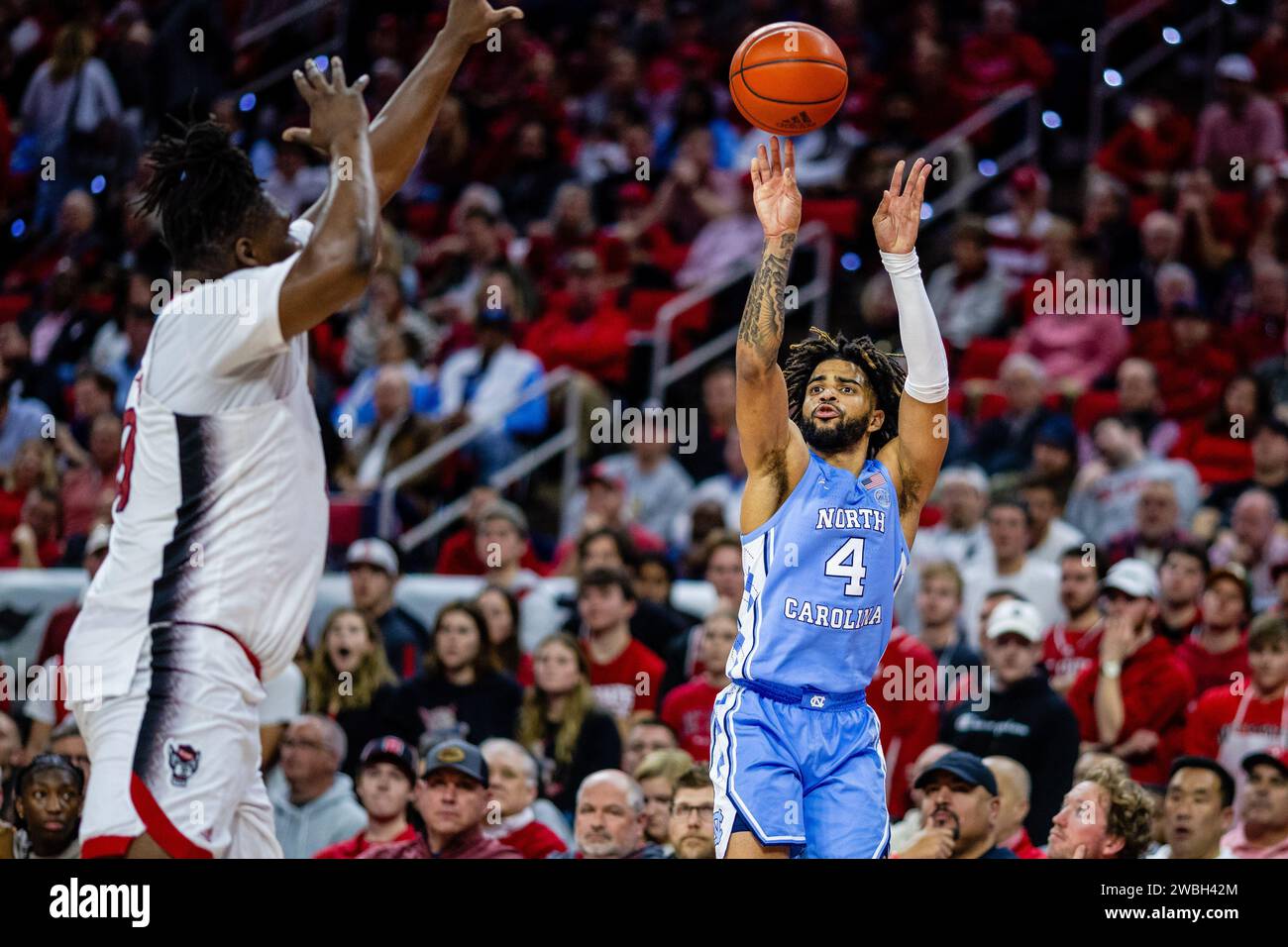 Raleigh, NC, USA. 10th Jan, 2024. North Carolina Tar Heels guard RJ ...