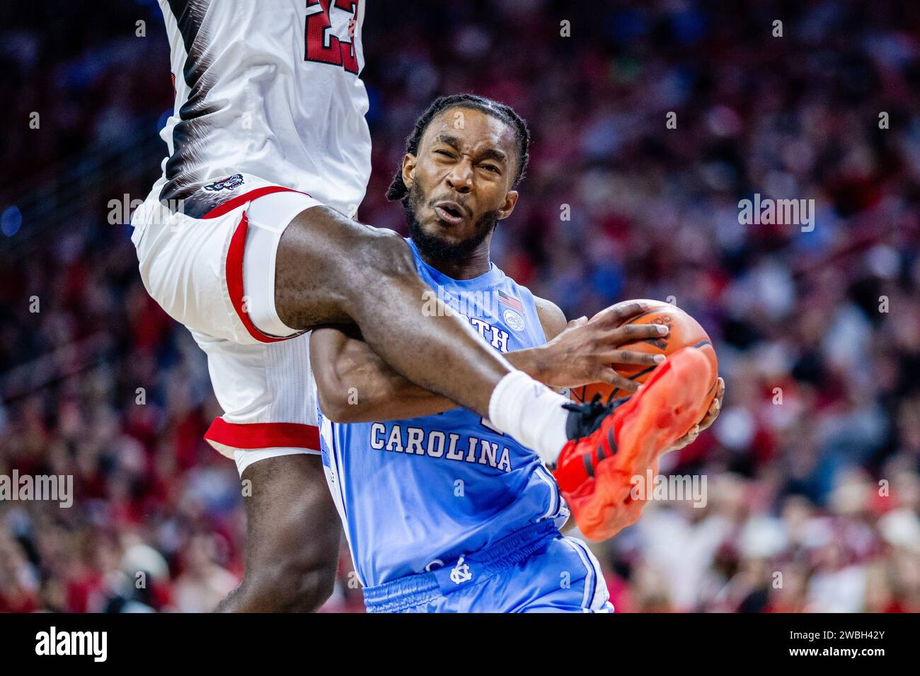 Raleigh, NC, USA. 10th Jan, 2024. North Carolina Tar Heels forward Jae ...