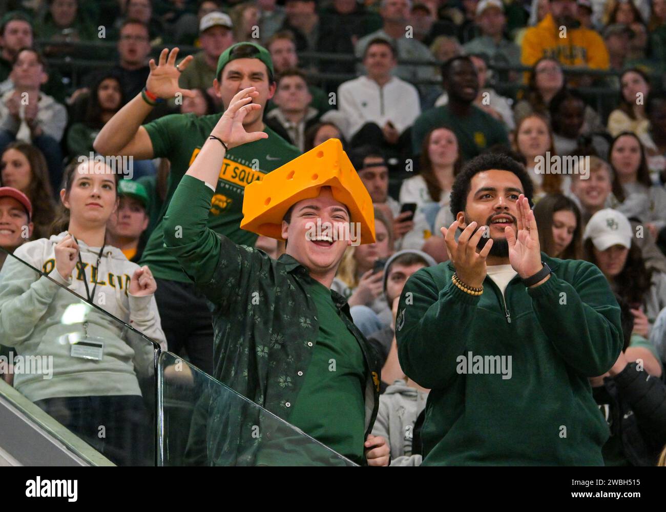 Byu cougars basketball fans hi-res stock photography and images - Alamy