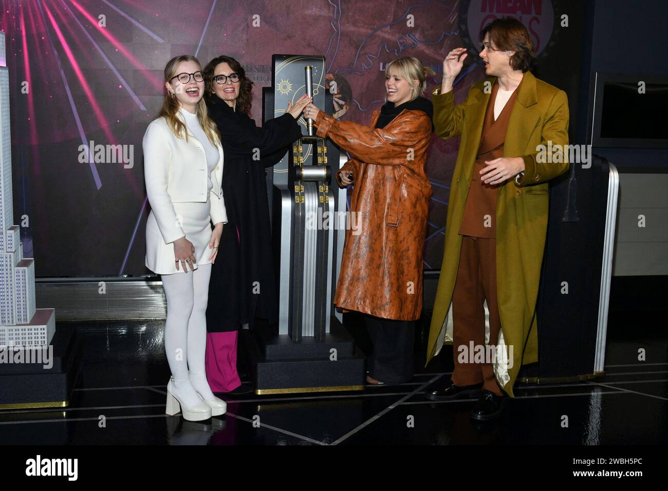 Photo by: zz/NDZ/STAR MAX/IPx 2024 1/10/24 The cast members of "Mean ...