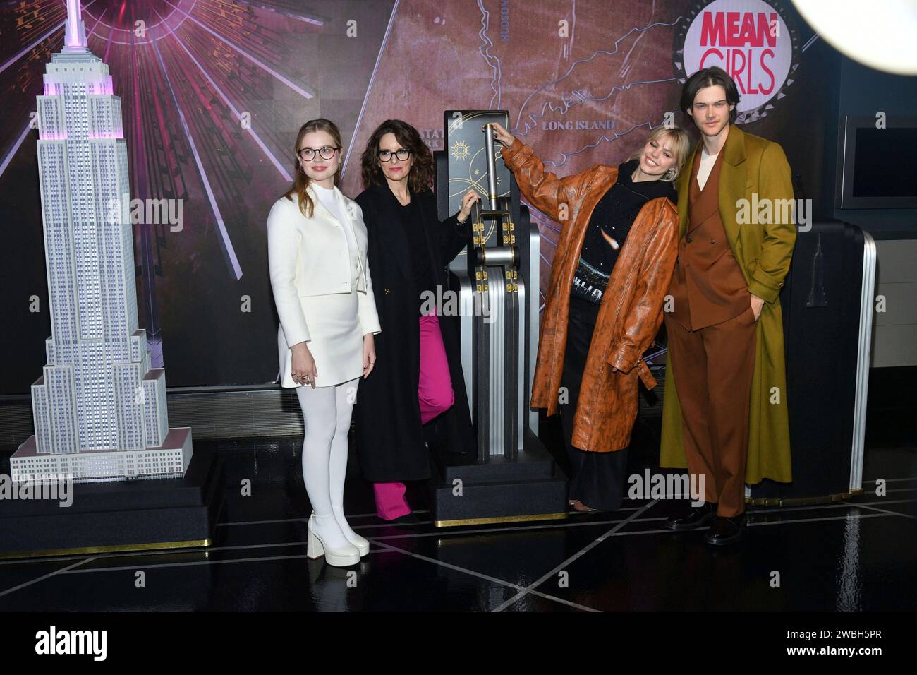 Photo by: zz/NDZ/STAR MAX/IPx 2024 1/10/24 The cast members of "Mean ...