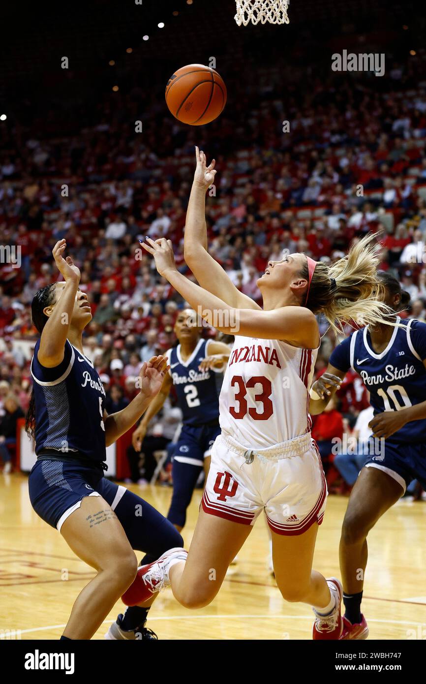 BLOOMINGTON, IN - JANUARY 10: Indiana Hoosiers guard Sydney Parrish (33 ...