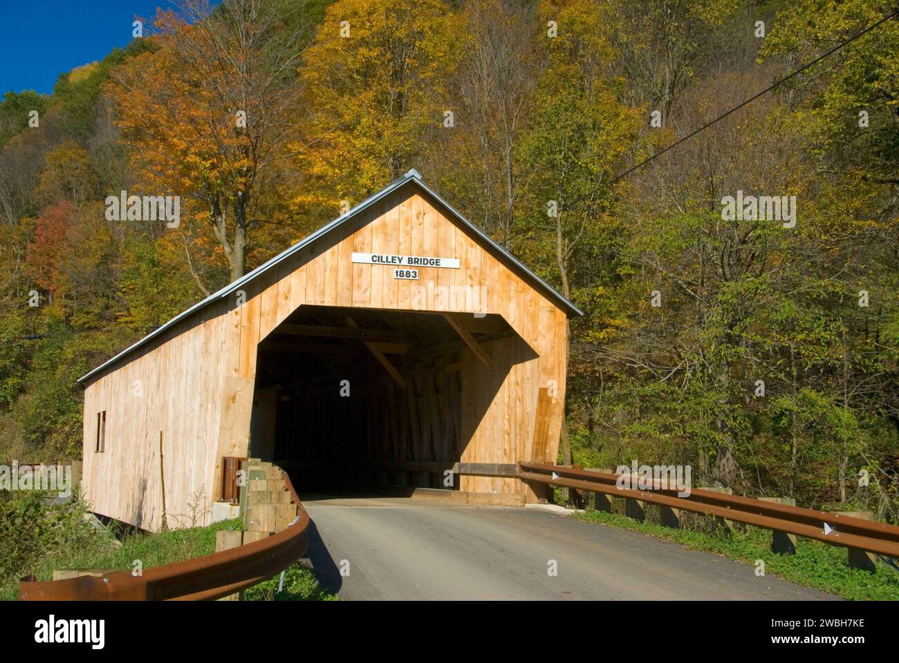 Cilley Covered Bridge (1883), Orange County, Vermont Stock Photo - Alamy