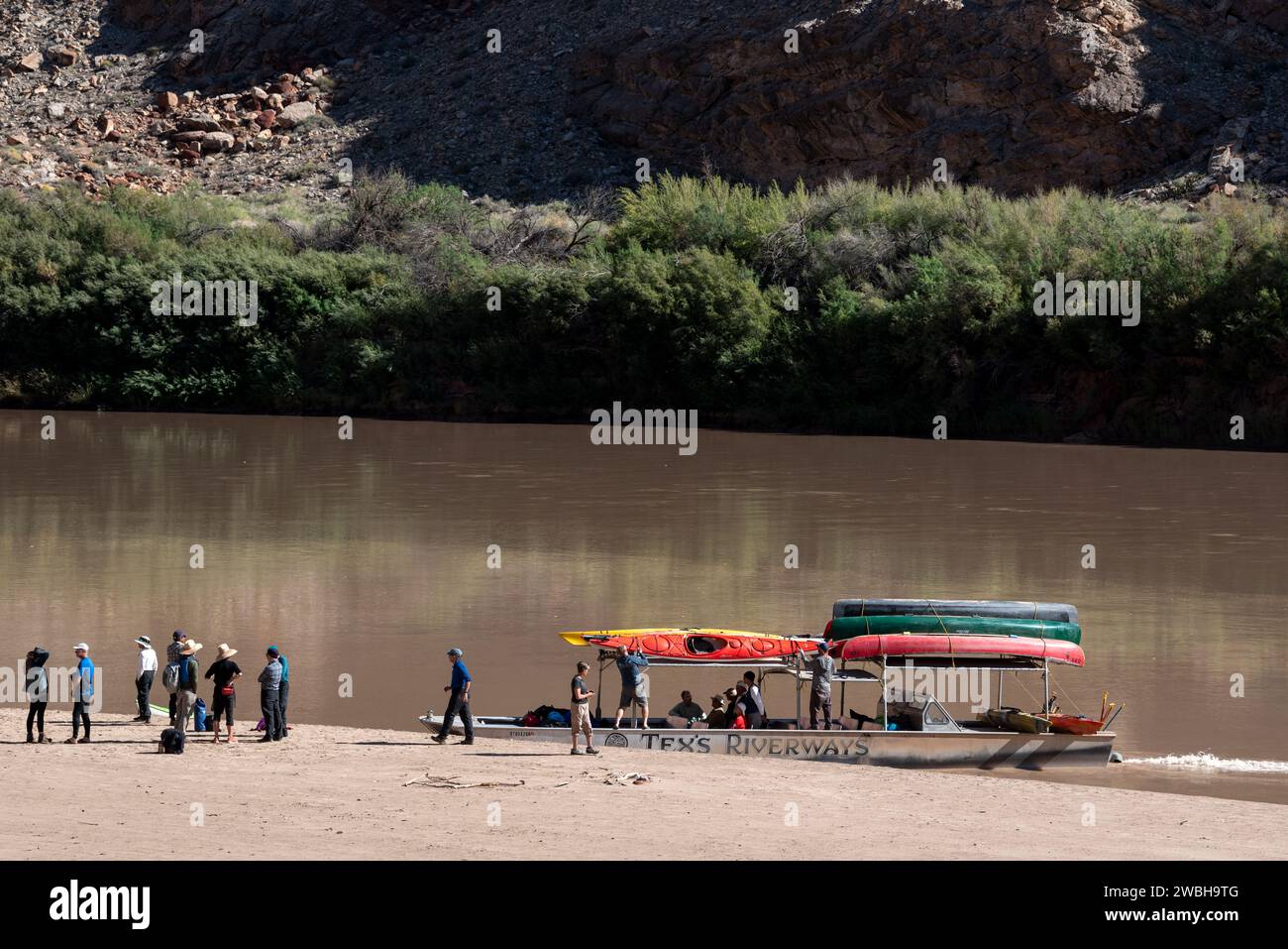 River runners loading jet boat for shuttle to take out, Canyonlands ...