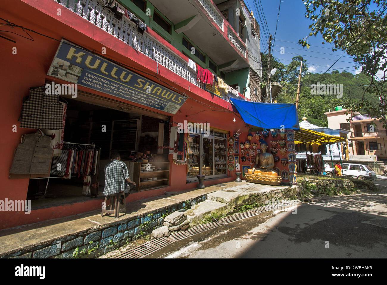Shawl shop, market street, Rewalsar, Nagar, Mandi, Kullu, Kulu ...