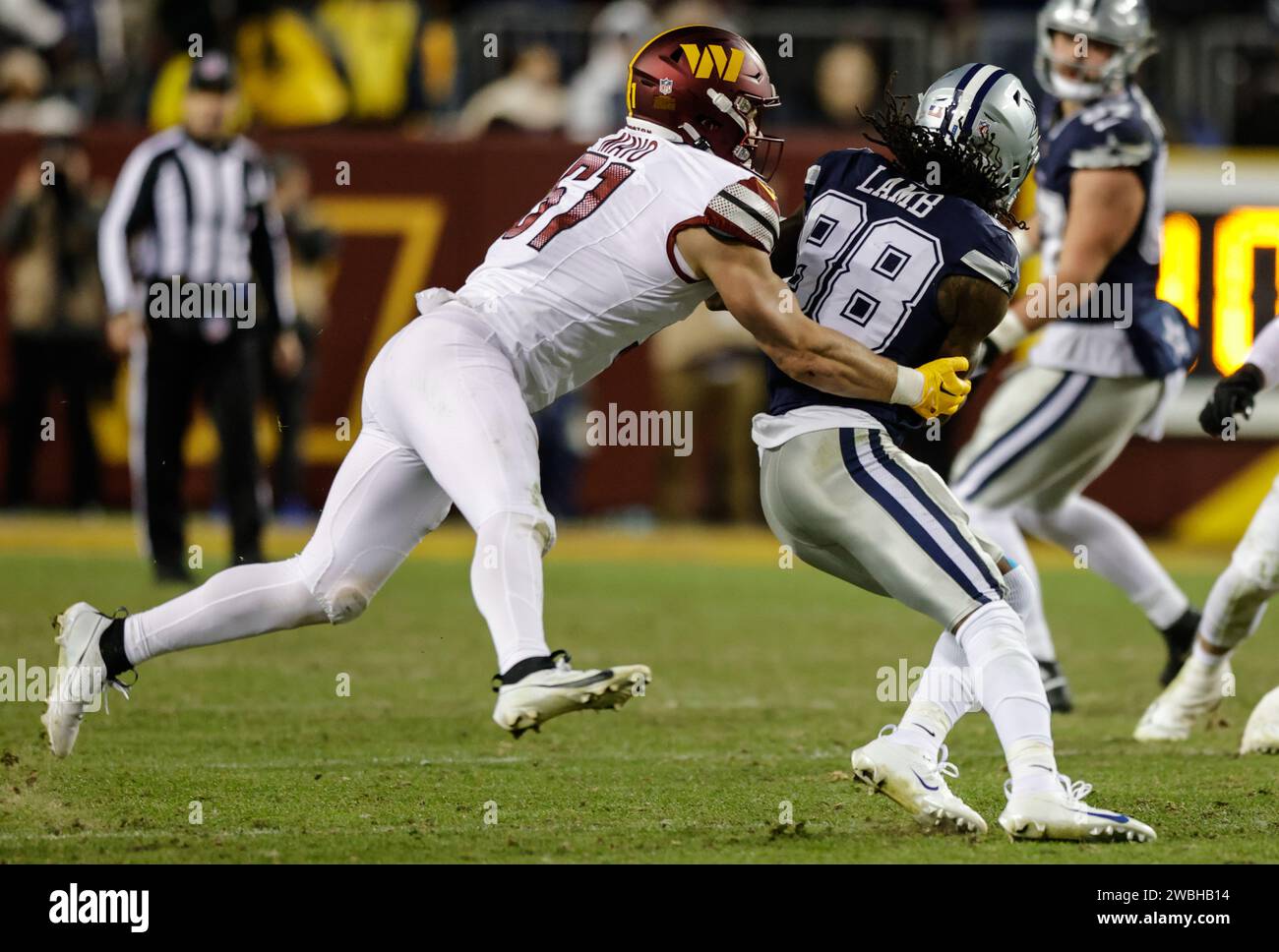Washington Commanders linebacker David Mayo (51) tackling Dallas ...