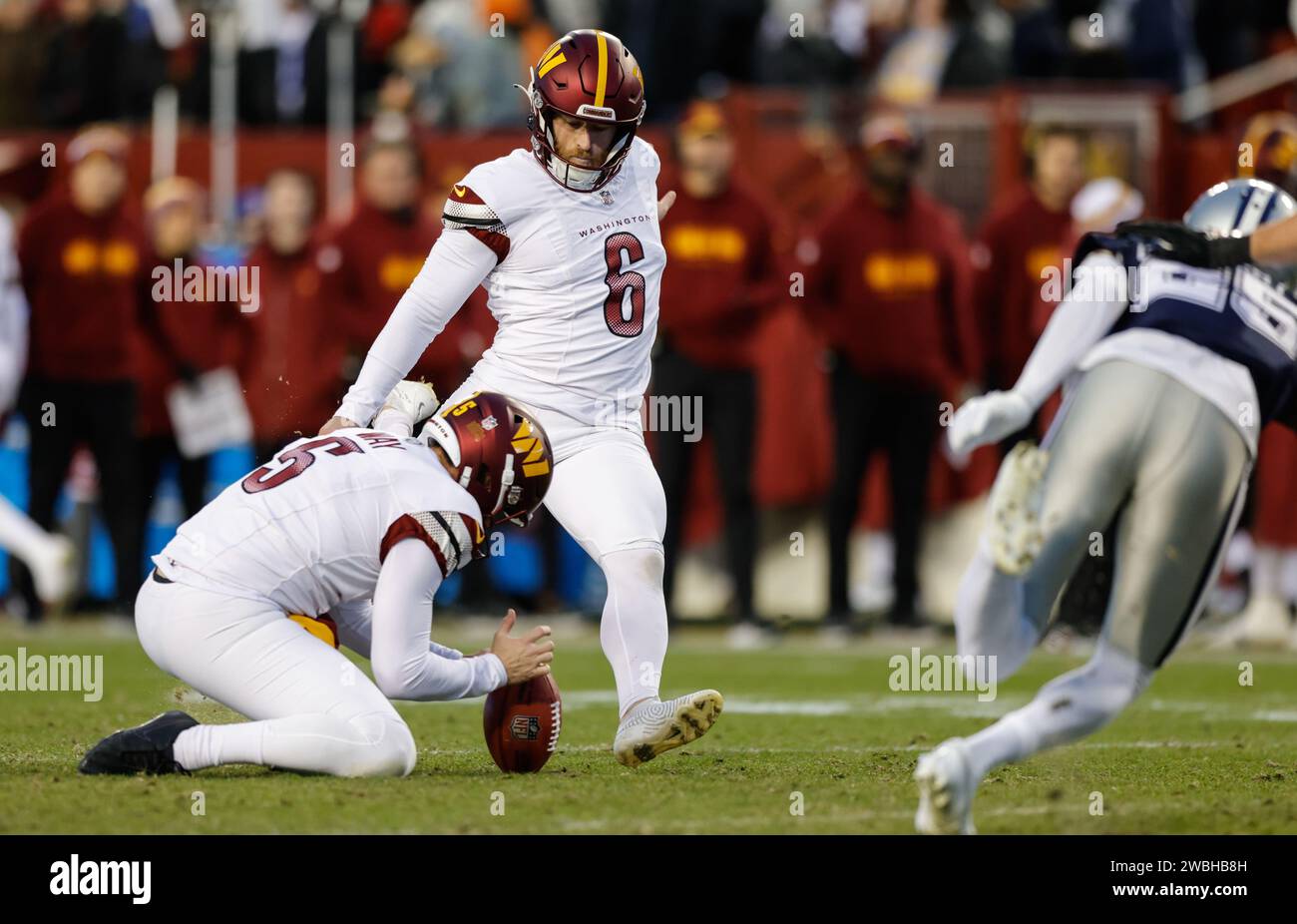 Washington Commanders kicker Joey Slye (6) with the field goal attempt ...