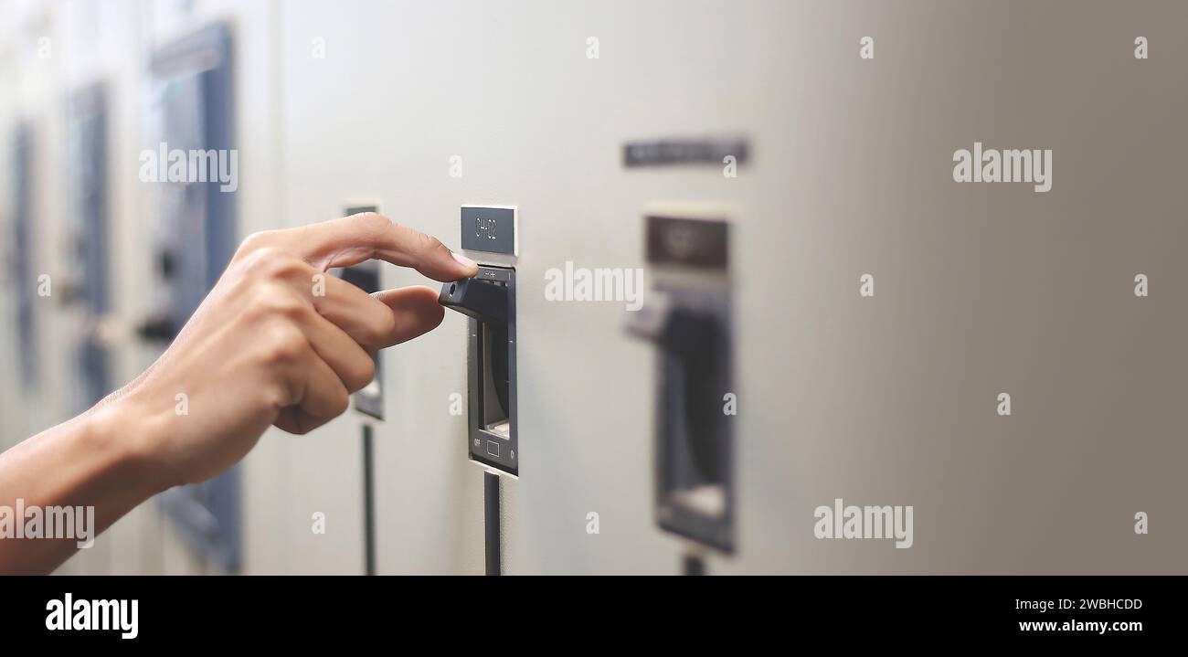 Electrical circuit breakers, industrial electrical control switch ...