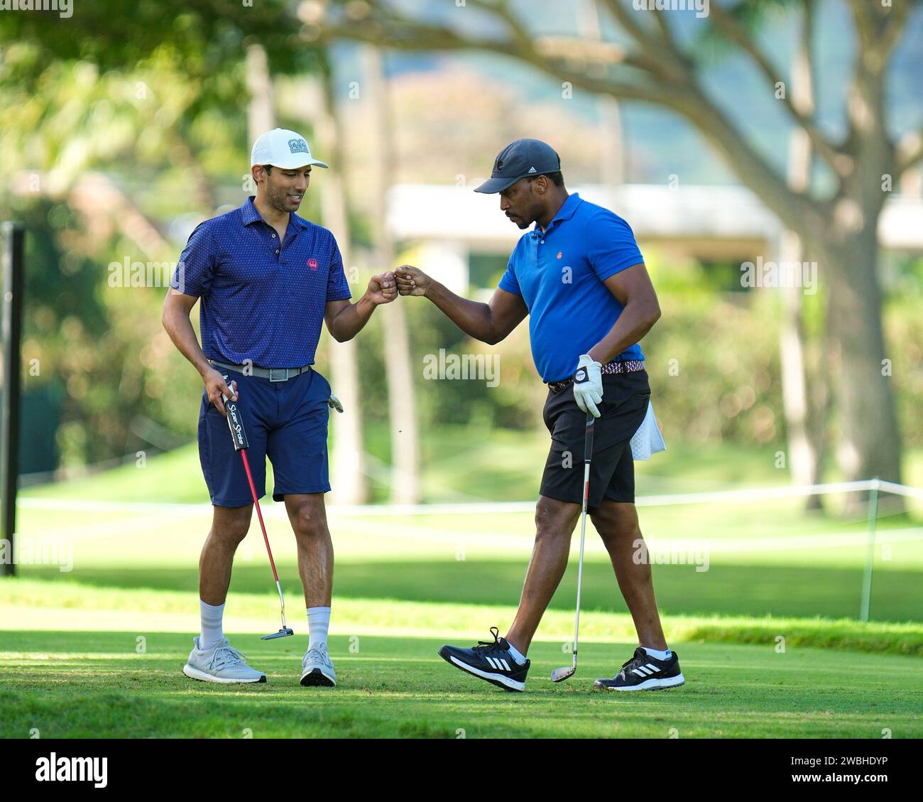 Honolulu, Hawaii, USA. 10th Jan, 2024. Actor Anthony Mackie bumps fists ...
