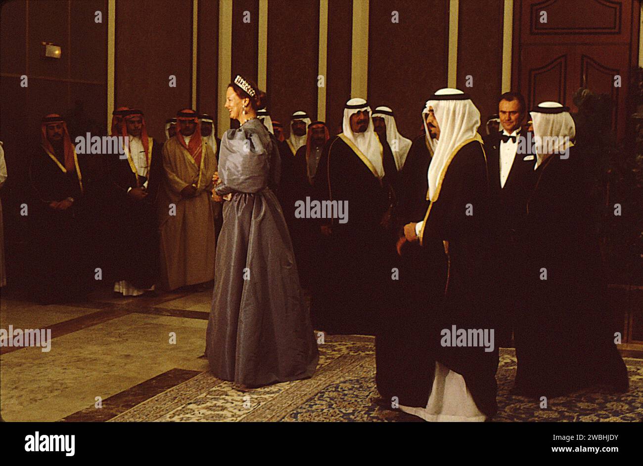Queen of arabia hi-res stock photography and images - Alamy