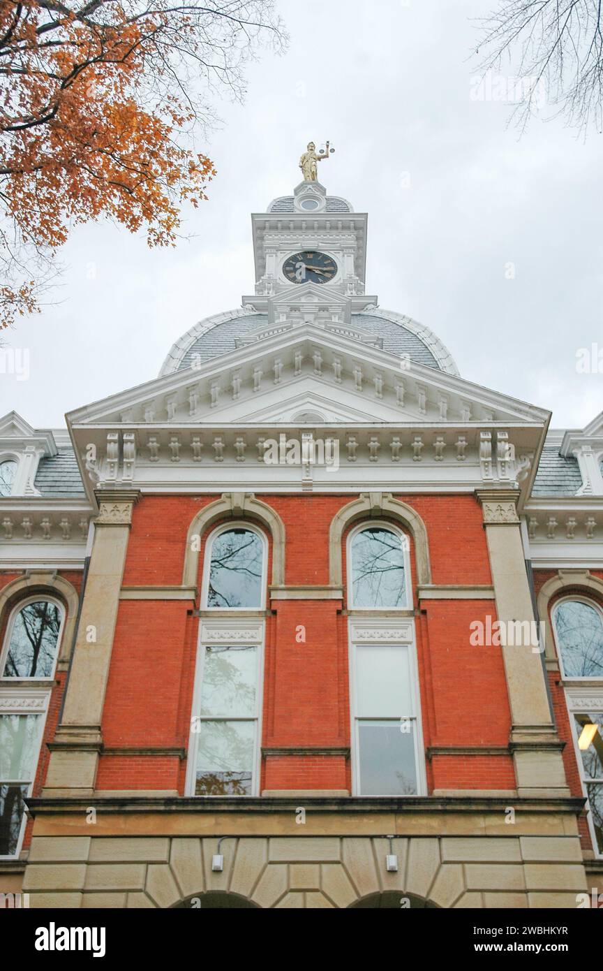The old Warren County Courthouse in Warren, PA, USA Stock Photo - Alamy