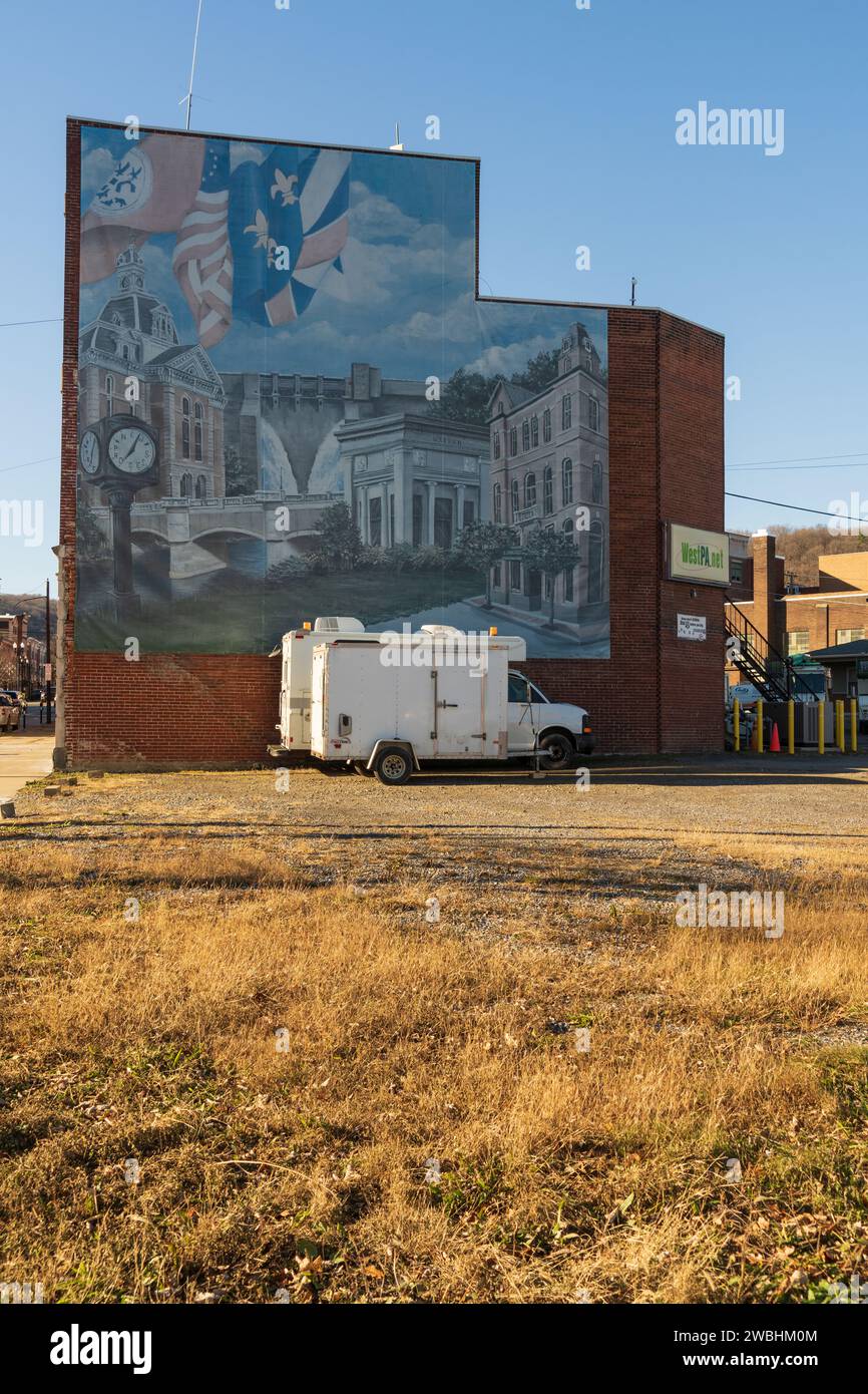 Downtown warren activities hi-res stock photography and images - Alamy