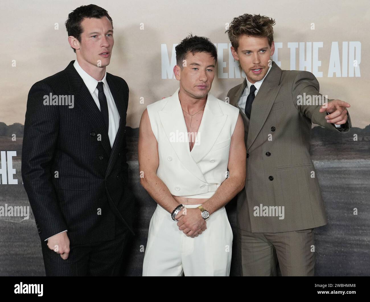 Los Angeles, USA. 10th Dec, 2023. (L-R) Callum Turner, Barry Keoghan ...