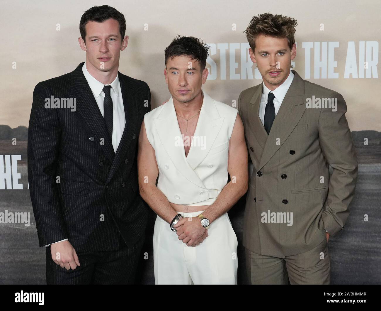 Los Angeles, USA. 10th Dec, 2023. (L-R) Callum Turner, Barry Keoghan ...