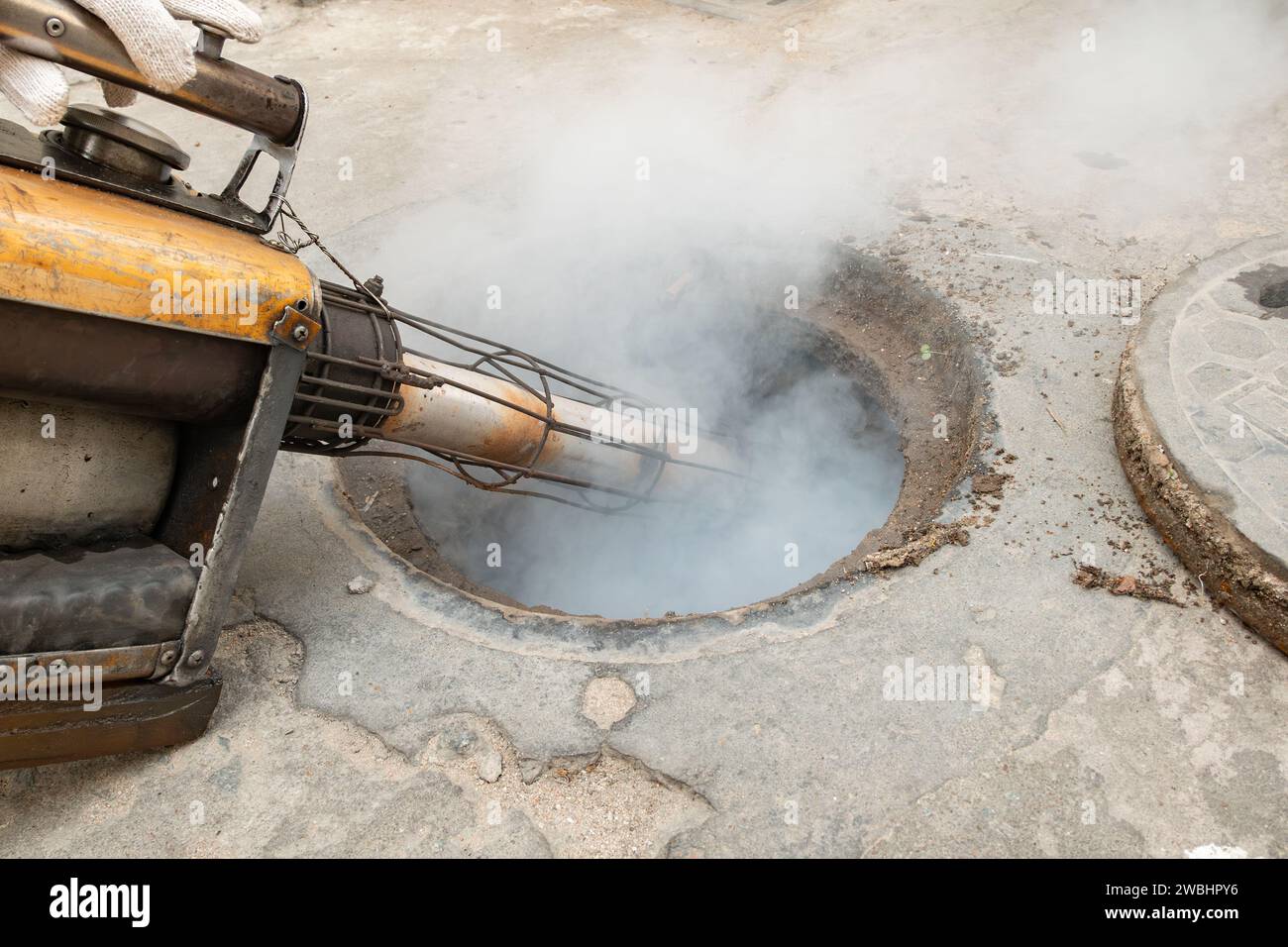 Fumigating hi-res stock photography and images - Alamy