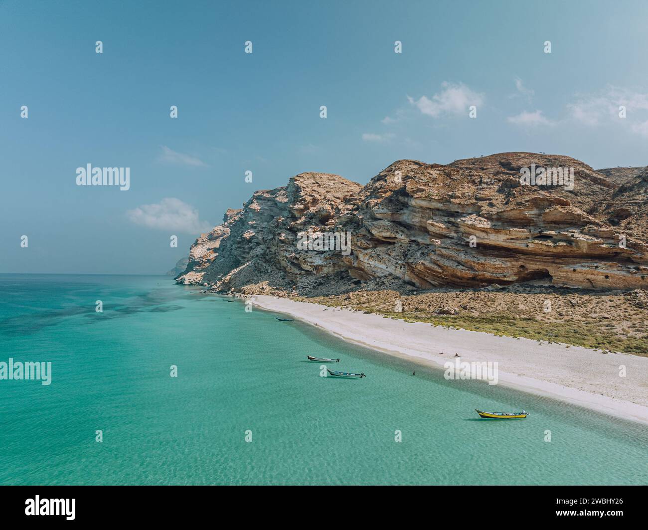 Pristine turquoise waters and stunning rock formations at Shoab Beach ...