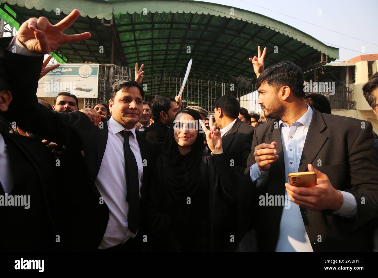 Peshawar, Peshawar, Pakistan. 11th Jan, 2024. Peshawar high court decision to grant bat as ...