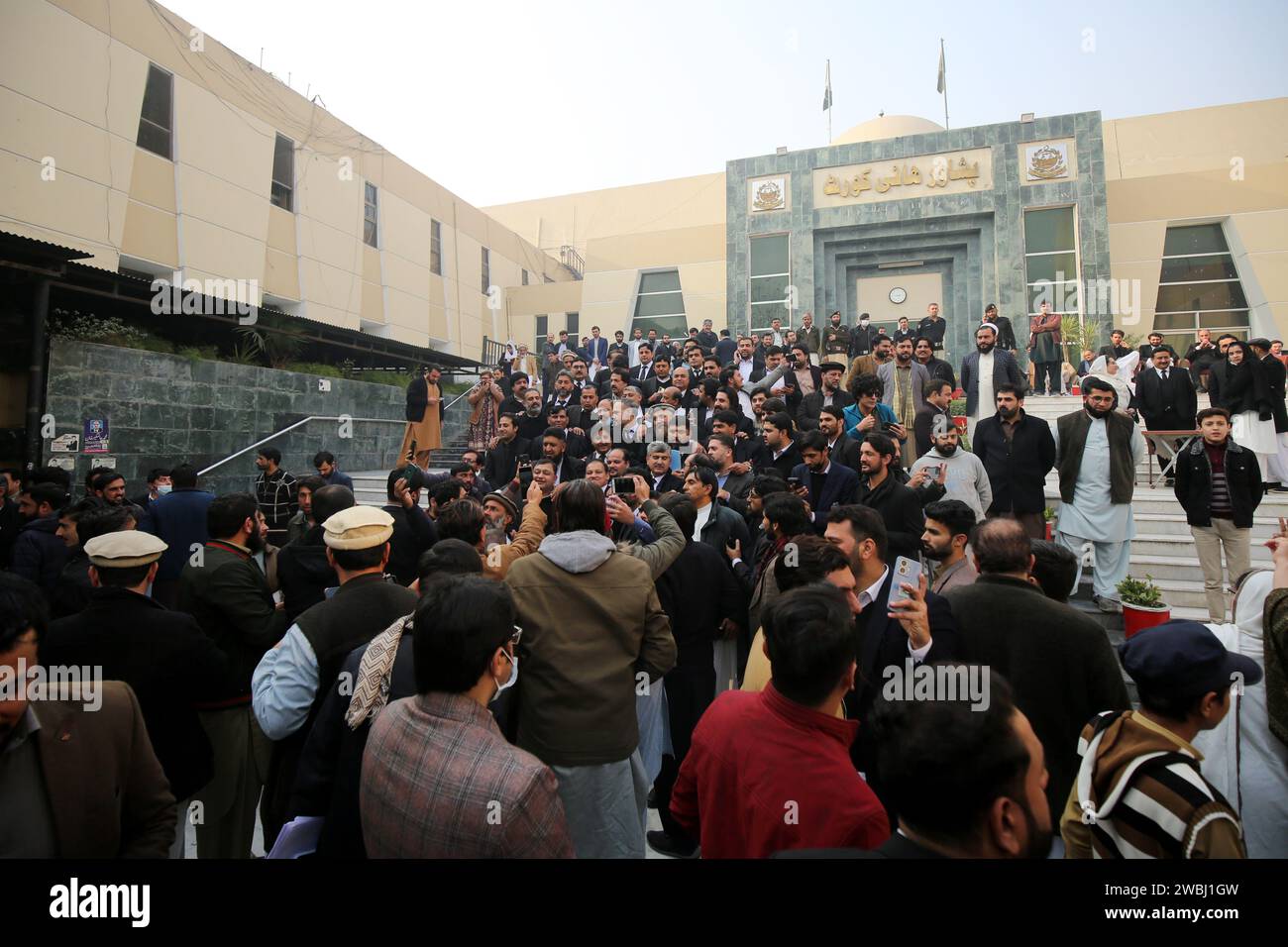 Peshawar, Peshawar, Pakistan. 11th Jan, 2024. Peshawar high court decision to grant bat as ...