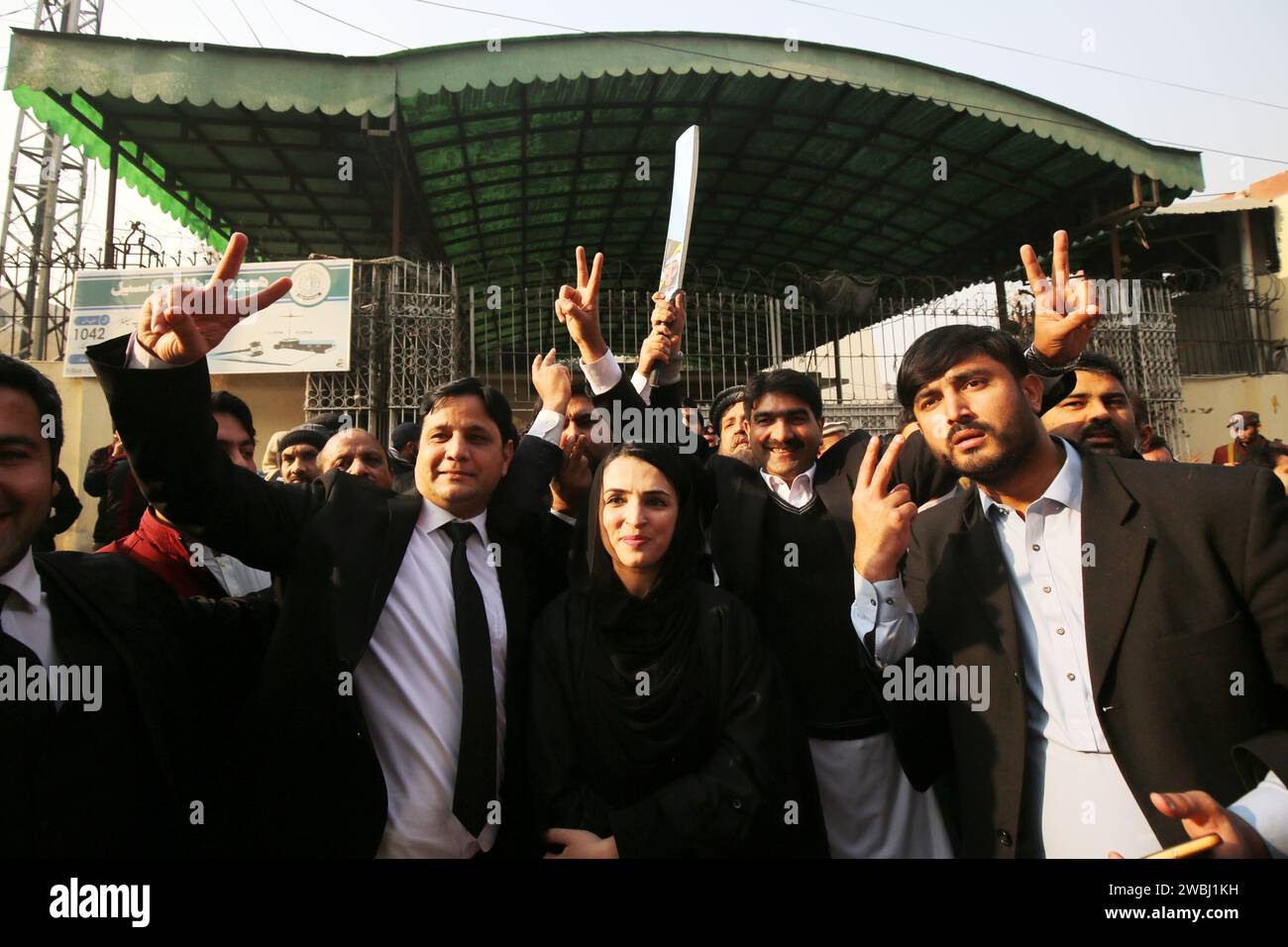 Peshawar, Peshawar, Pakistan. 11th Jan, 2024. Peshawar high court decision to grant bat as ...