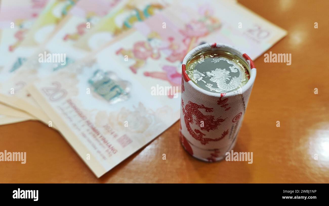 The 2024 New Year commemorative coins and banknotes are officially ...