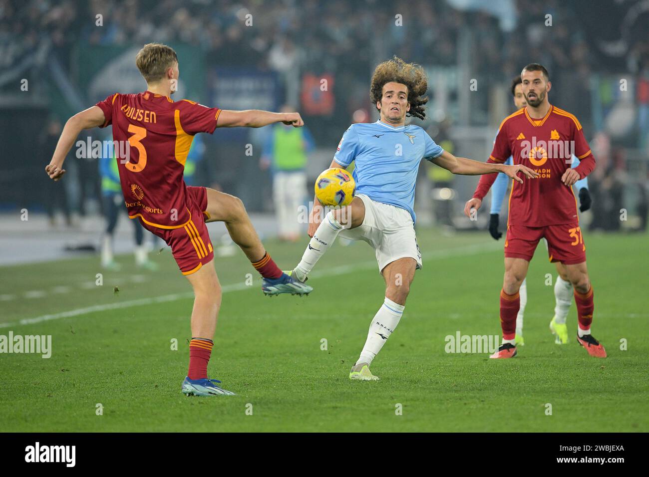 Dean Huijsen of AS Roma and Matteo Guendouzi of SS Lazio during Coppa ...
