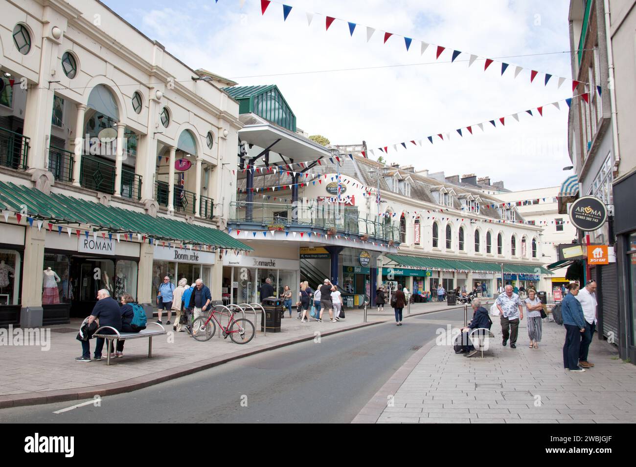 Street torquay town centre torquay hi-res stock photography and images ...