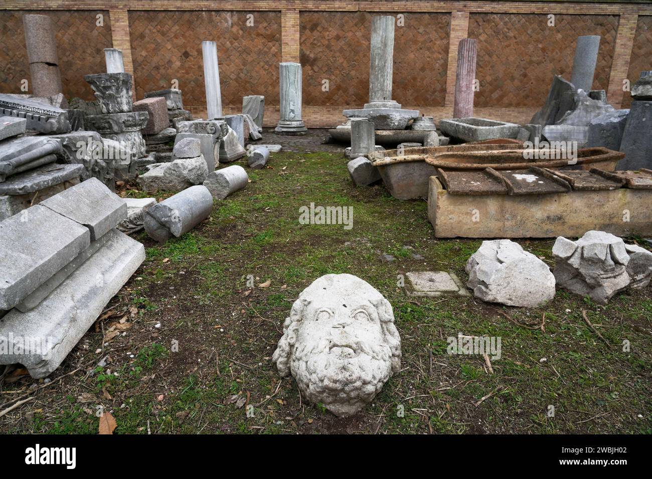 Archeological findings of the Roman Empire are displayed in the Park of ...