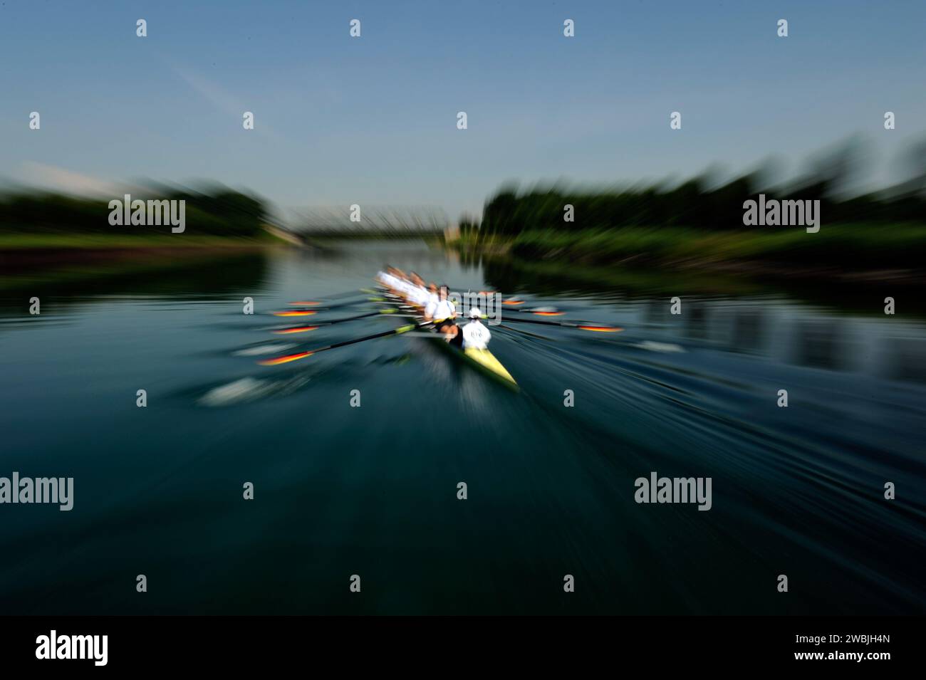 Der Deutsche Frauenachter mit: Elke Hipler ( Schlagfrau), Nina Wengert ...