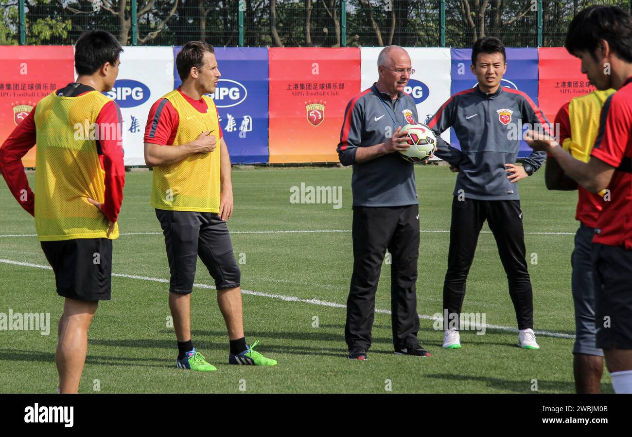 Asian champions hi-res stock photography and images - Alamy