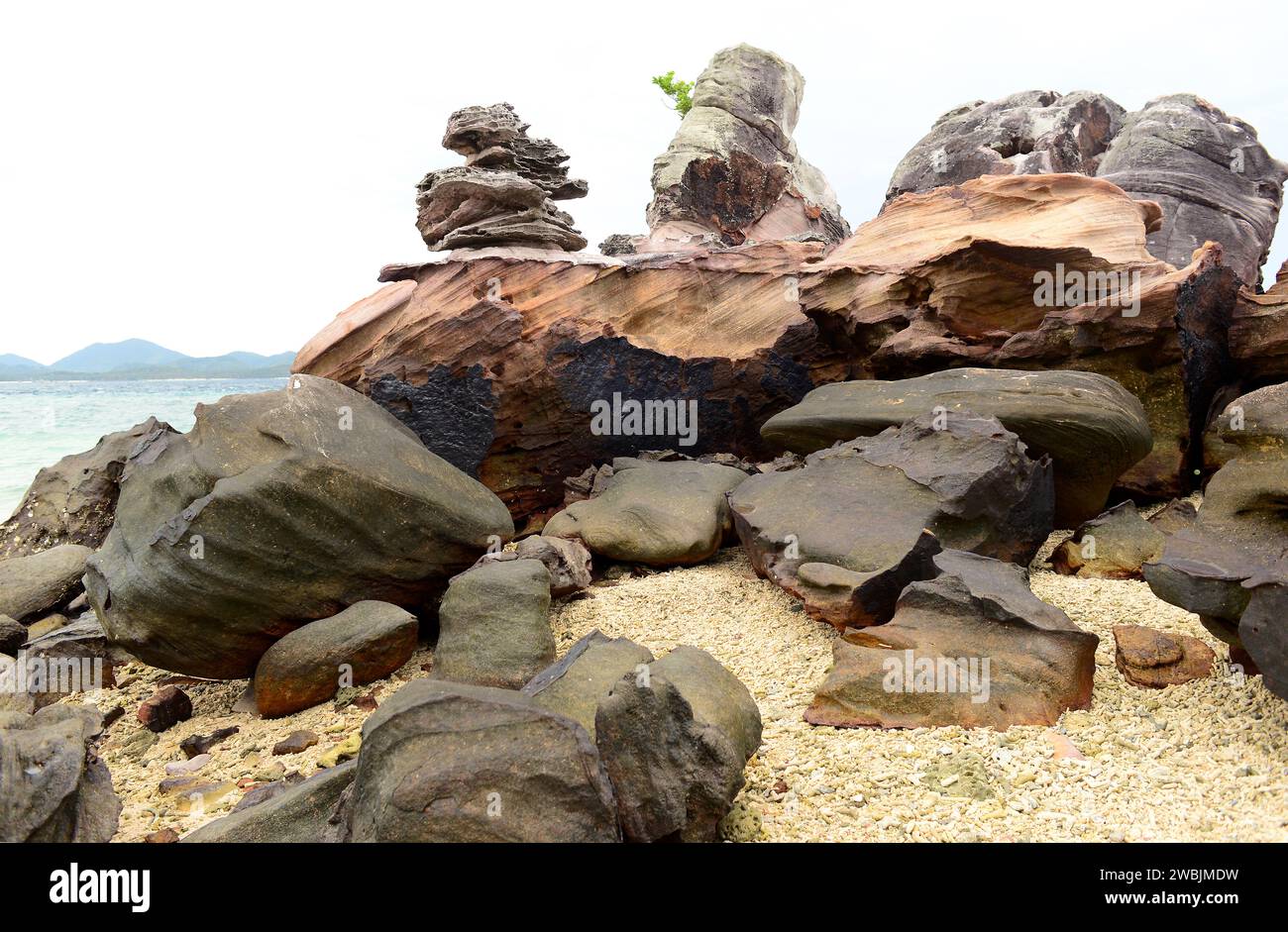 Koh khai nai island hi-res stock photography and images - Alamy