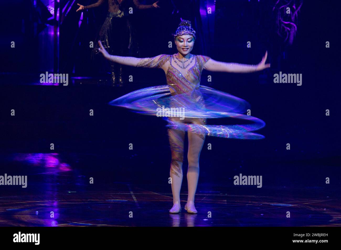 London, UK. 10 Jan, 2024. Pictured: Yan "Joann" Zhuang performs on the ...