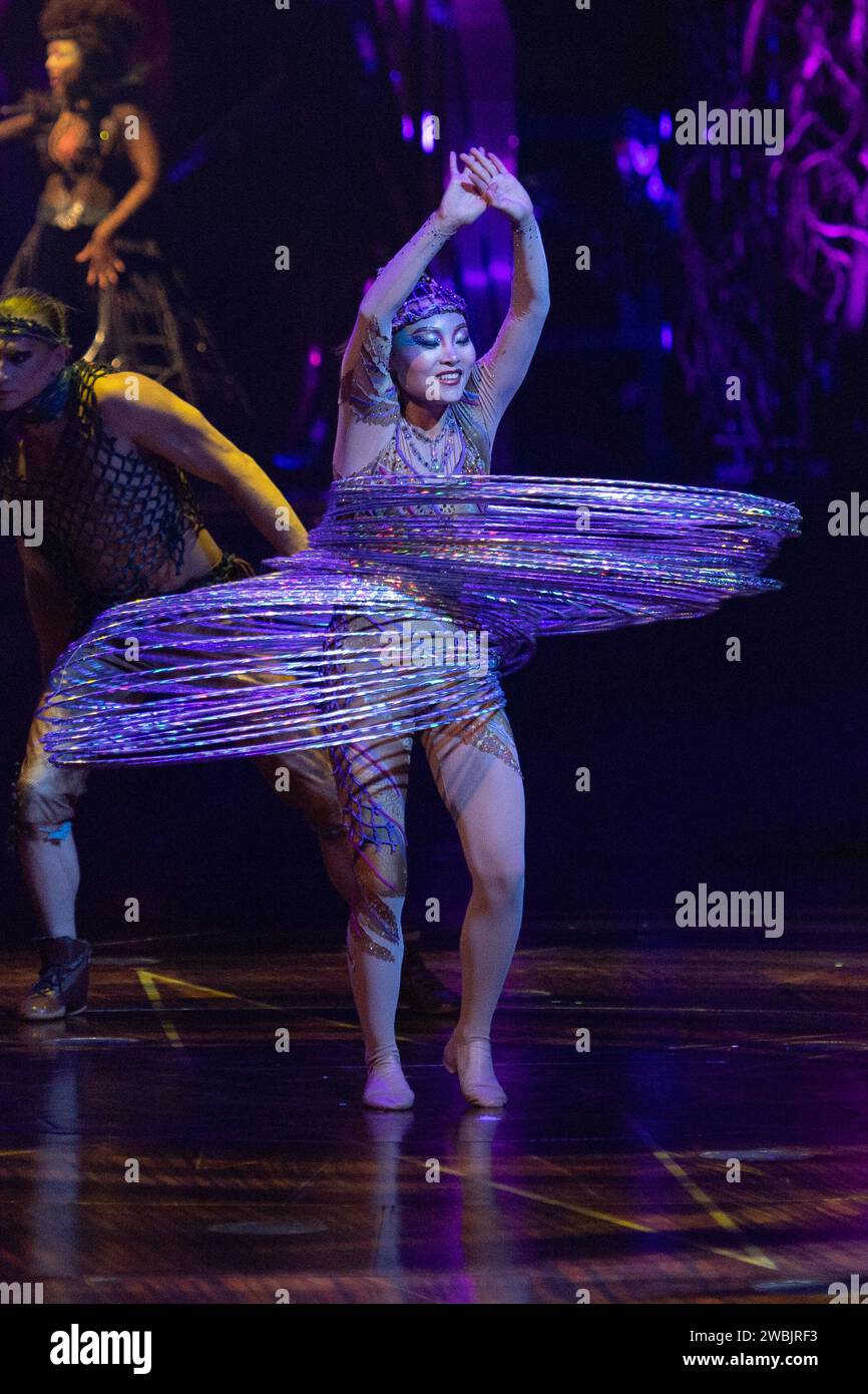 London, UK. 10 Jan, 2024. Pictured: Yan "Joann" Zhuang performs on the ...