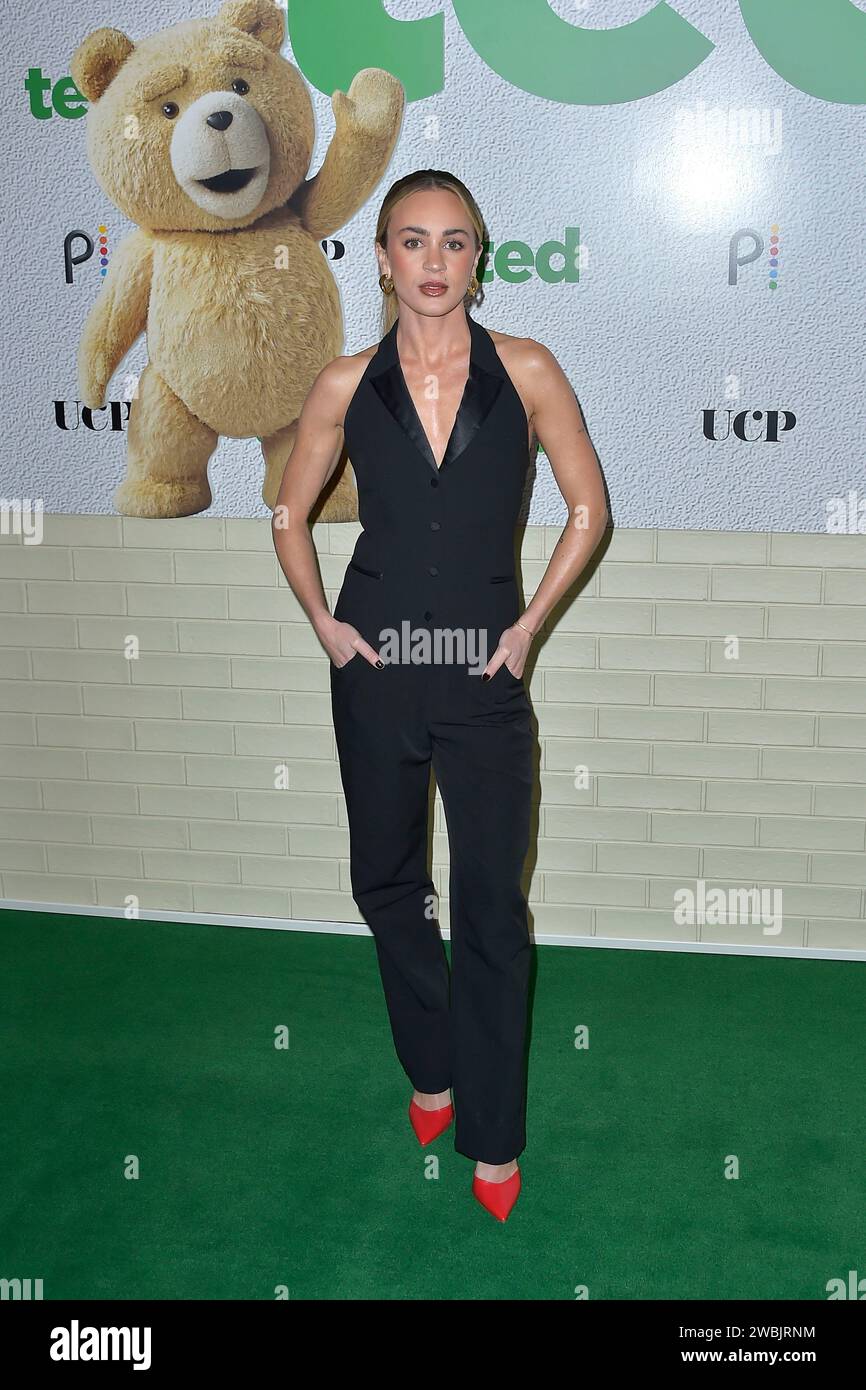 Christina Kirkman bei der Premiere der Peacock Serie 'Ted' im AMC The ...