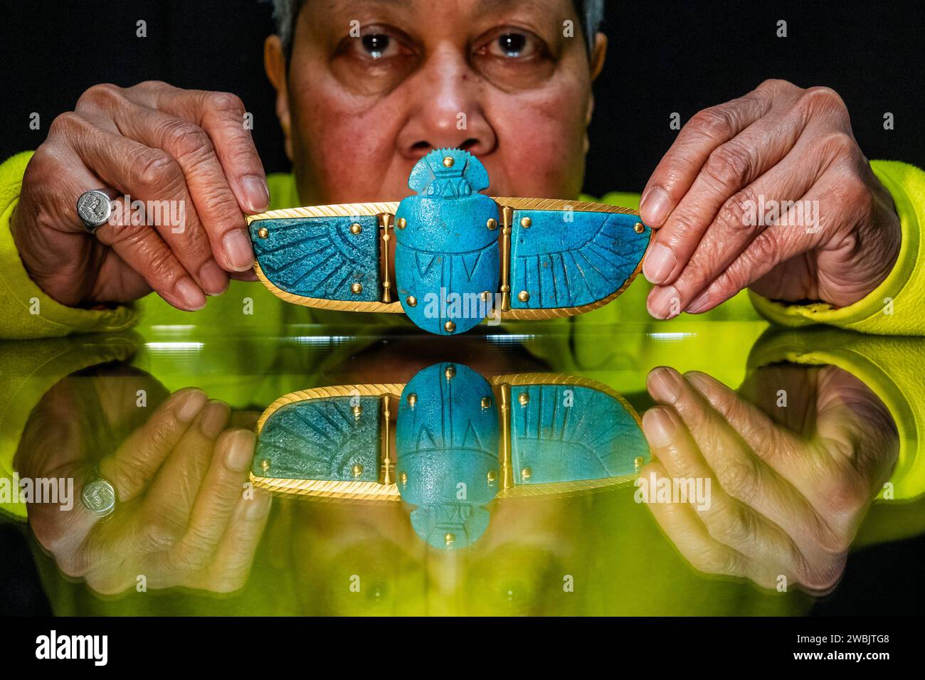 London, UK. 11th Jan, 2024. A large winged scarab brooch from early ...