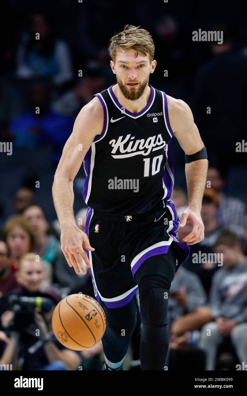 Sacramento Kings forward Domantas Sabonis brings the ball up court ...