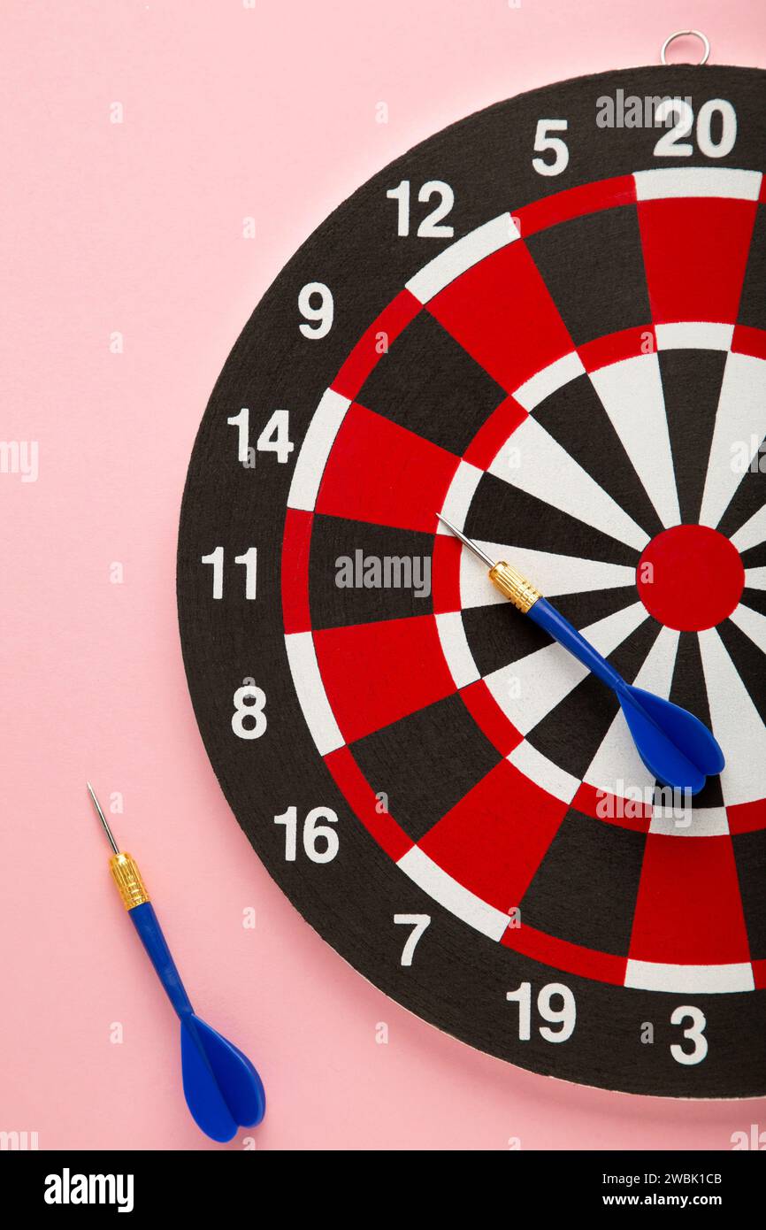Board darts successful game hi-res stock photography and images - Alamy