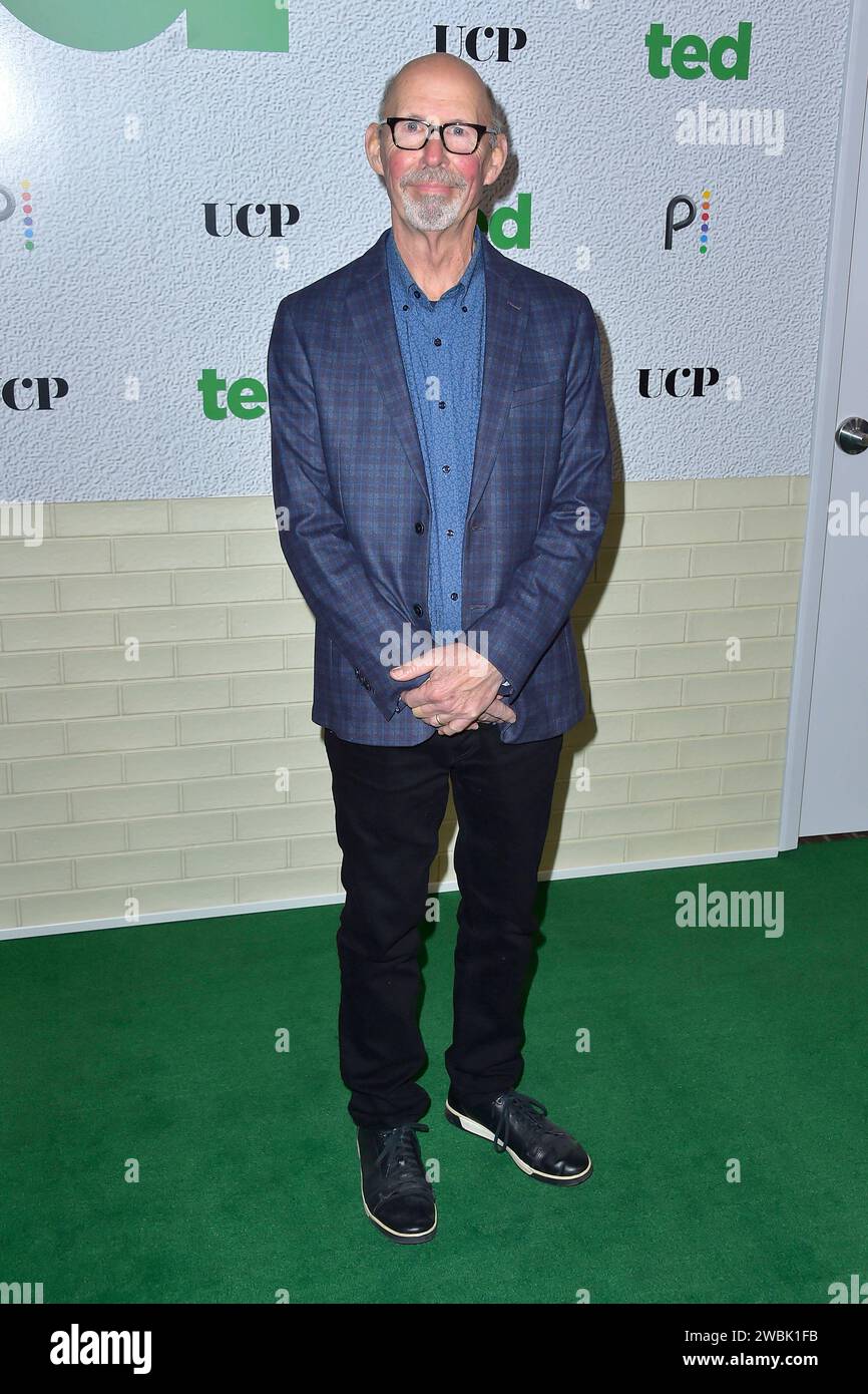 Don Lake bei der Premiere der Peacock Serie Ted im AMC The Grove. Los ...