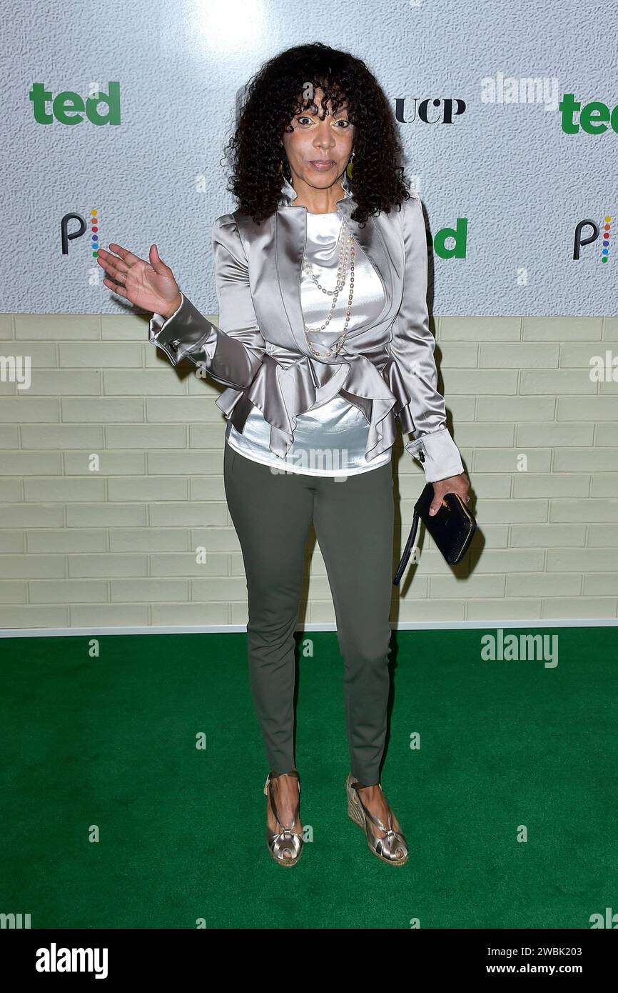 Penny Johnson Jerald bei der Premiere der Peacock Serie Ted im AMC The ...