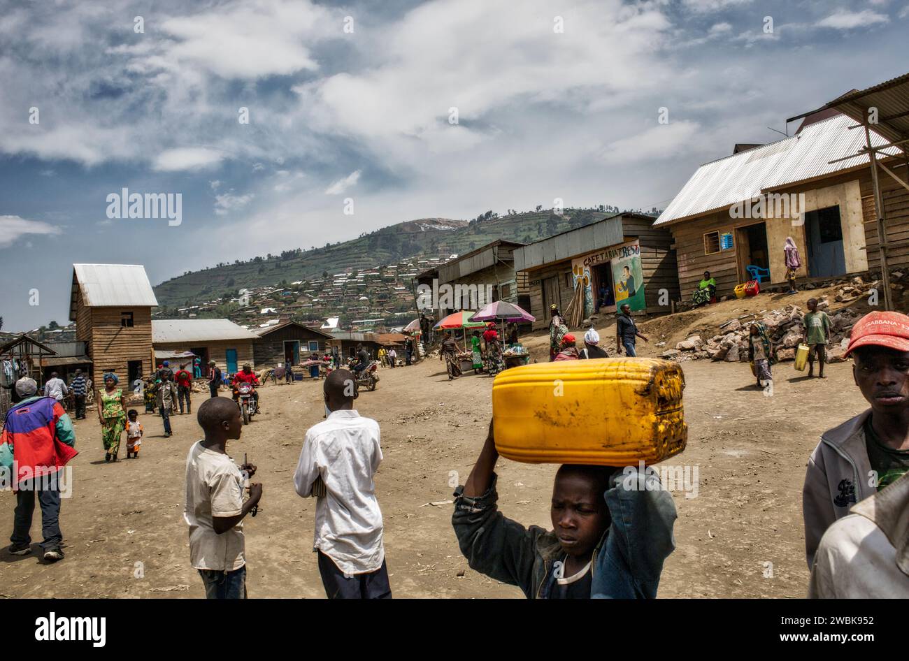 Congo mine militia hi-res stock photography and images - Alamy