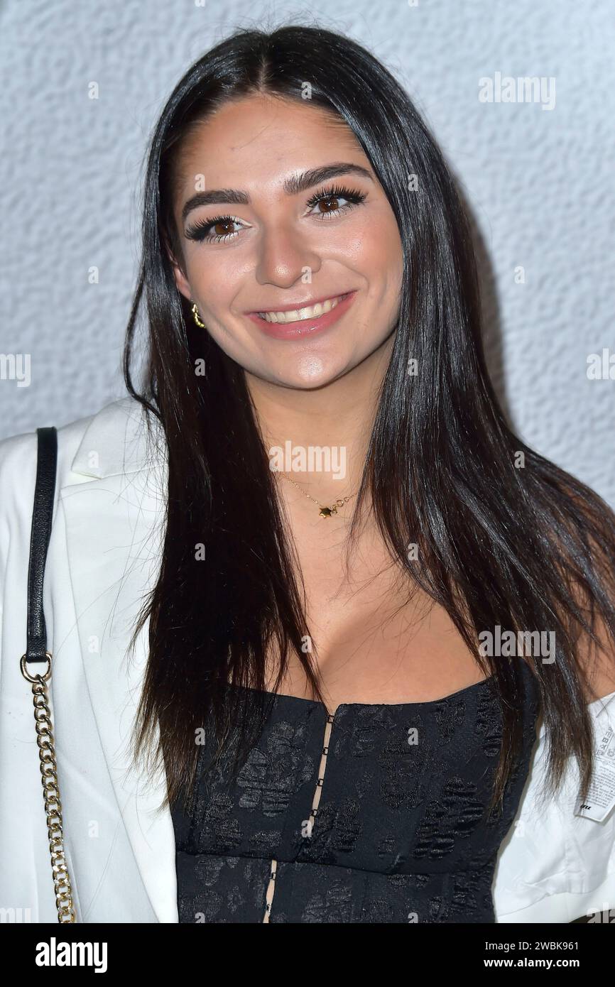 Sami Brielle bei der Premiere der Peacock Serie 'Ted' im AMC The Grove ...