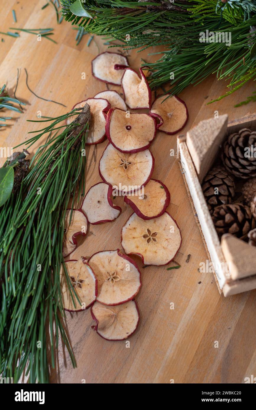 Greenery craft hi-res stock photography and images - Alamy