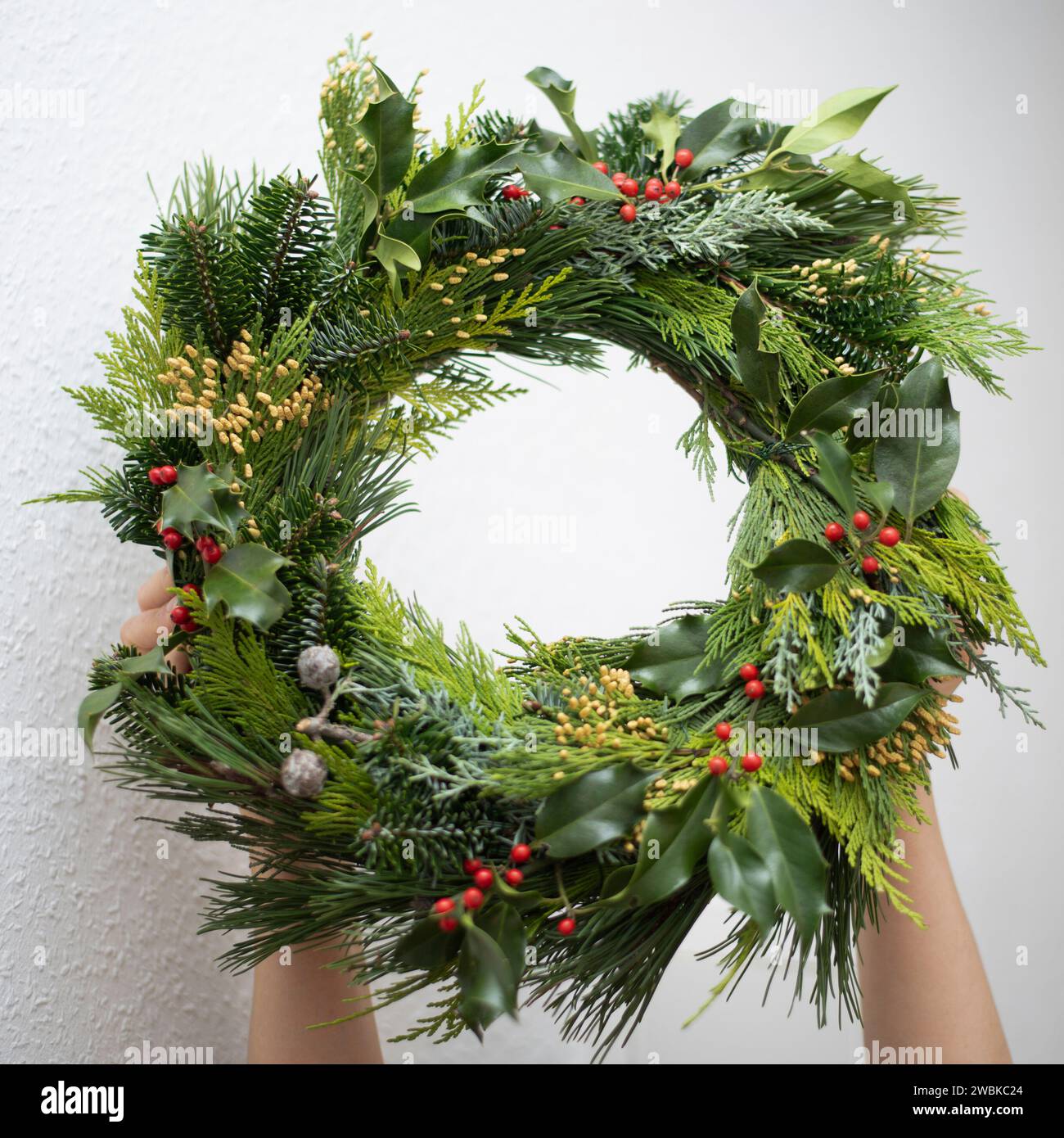 Self tied advent wreath hi-res stock photography and images - Alamy