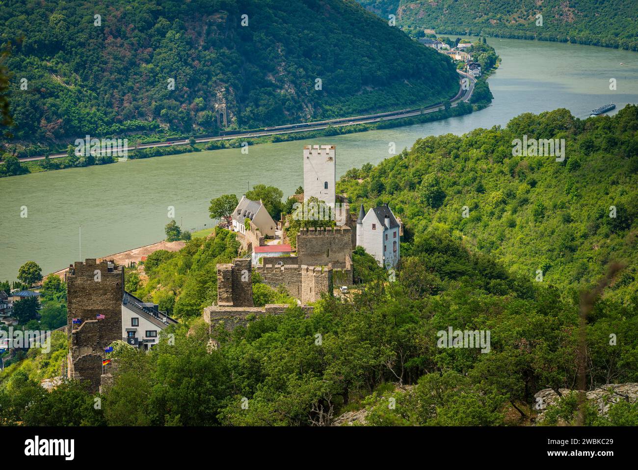 Hostile brothers, two castles near Kamp-Bornhofen on the Middle Rhine ...