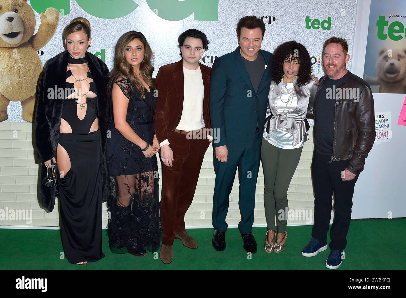 Charly Jordan, Giorgia Whigham, Max Burkholder, Seth MacFarlane, Penny Johnson Jerald und Scott ...