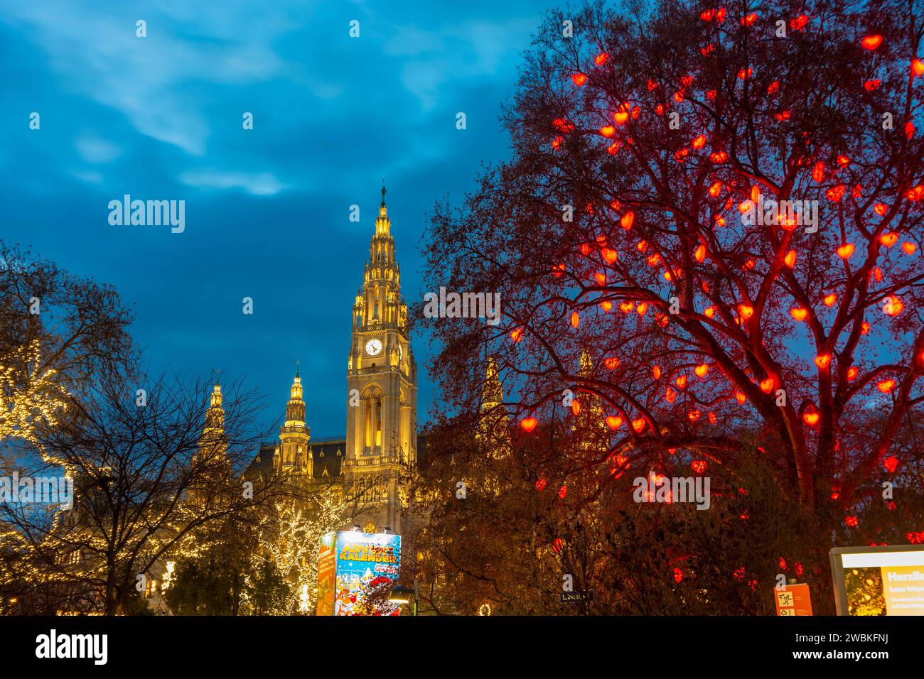 Heart 200 hi-res stock photography and images - Alamy