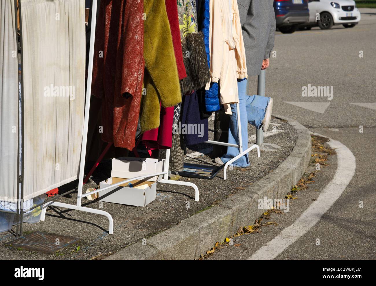 market stall for second hand clothes Stock Photo - Alamy